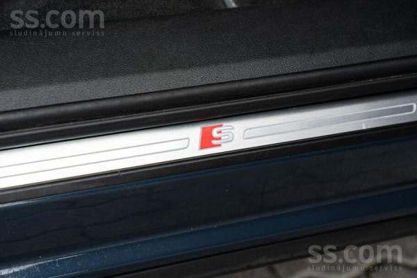 Blue Audi E-Tron 2023 in Riga, with an engine capacity of 0.00 L and mileage of 65 thousand km for 48250 €, photo 10 on AUTOMOTO.COM.LV
