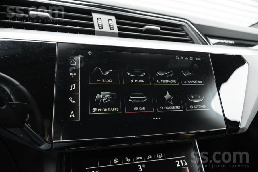Zils Audi E-Tron 2023 Rīga, ar dzinēja tilpumu 0.00 L un nobraukumu 65 tūkst. km par 48250 €, foto 20 vietnē AUTOMOTO.COM.LV