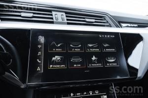 Zils Audi E-Tron 2023 Rīga, ar dzinēja tilpumu 0.00 L un nobraukumu 58 tūkst. km par 40100 €, foto 23 vietnē AUTOMOTO.COM.LV