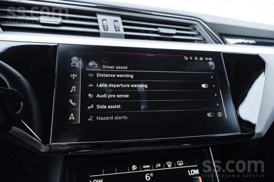 Zils Audi E-Tron 2023 Rīga, ar dzinēja tilpumu 0.00 L un nobraukumu 58 tūkst. km par 40100 €, foto 30 vietnē AUTOMOTO.COM.LV