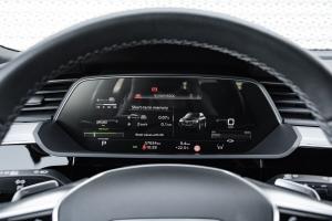 Blue Audi E-Tron 2023 in Marupe, with an engine capacity of 0.00 L and mileage of 58 thousand km for 40100 €, photo 20 on AUTOMOTO.COM.LV