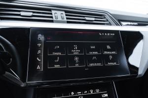 Blue Audi E-Tron 2023 in Marupe, with an engine capacity of 0.00 L and mileage of 58 thousand km for 40100 €, photo 24 on AUTOMOTO.COM.LV