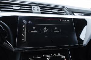 Blue Audi E-Tron 2023 in Marupe, with an engine capacity of 0.00 L and mileage of 58 thousand km for 40100 €, photo 27 on AUTOMOTO.COM.LV
