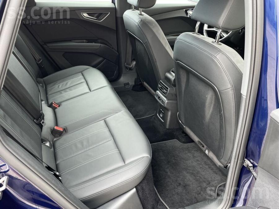 Zils Audi E-Tron 2023 Rīga, ar dzinēja tilpumu 0.00 L un nobraukumu 123 tūkst. km par 27990 €, foto 24 vietnē AUTOMOTO.COM.LV