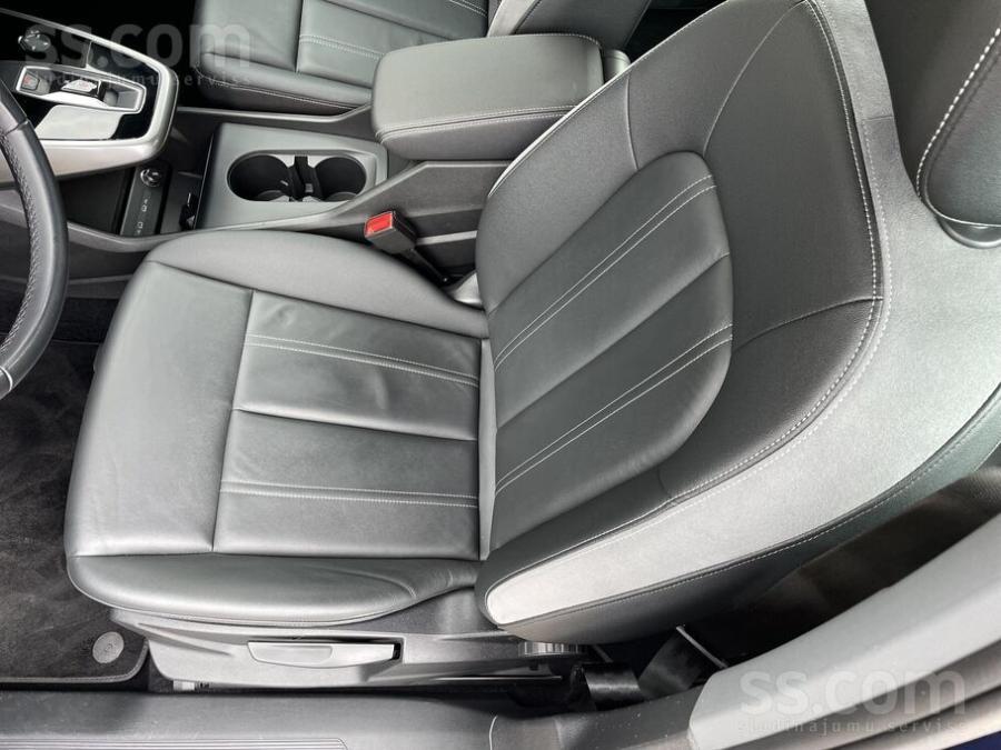 Zils Audi E-Tron 2023 Rīga, ar dzinēja tilpumu 0.00 L un nobraukumu 123 tūkst. km par 27990 €, foto 26 vietnē AUTOMOTO.COM.LV