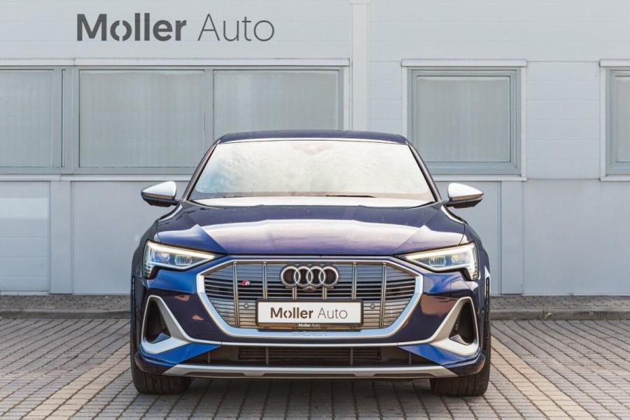 Zils Audi E-Tron 2023 Ventspils, ar dzinēja tilpumu 0.00 L un nobraukumu 77 tūkst. km par 42500 €, foto 9 vietnē AUTOMOTO.COM.LV