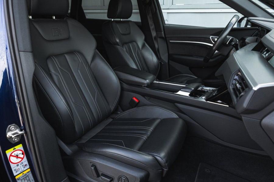 Zils Audi E-Tron 2023 Ventspils, ar dzinēja tilpumu 0.00 L un nobraukumu 77 tūkst. km par 42500 €, foto 16 vietnē AUTOMOTO.COM.LV