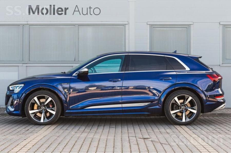Синий Ауди E-Tron 2023 в Вентспилс, объемом двигателя 0.00 л и пробегом 77 тыс. км за 42500 €, фото 3 на AUTOMOTO.COM.LV