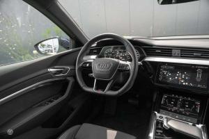 Zils Audi E-Tron 2023 Viļņa, ar dzinēja tilpumu 0.00 L un nobraukumu 29 tūkst. km par 39500 €, foto 24 vietnē AUTOMOTO.COM.LV