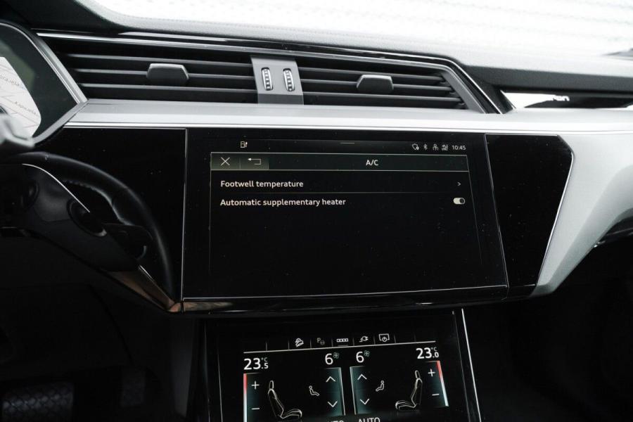 Zils Audi E-Tron 2023 Mārupe, ar dzinēja tilpumu 0.00 L un nobraukumu 32 tūkst. km par 40200 €, foto 30 vietnē AUTOMOTO.COM.LV