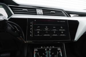Zils Audi E-Tron 2023 Mārupe, ar dzinēja tilpumu 0.00 L un nobraukumu 32 tūkst. km par 40200 €, foto 34 vietnē AUTOMOTO.COM.LV