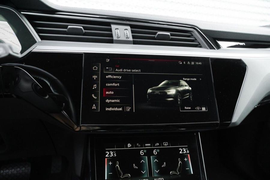 Zils Audi E-Tron 2023 Mārupe, ar dzinēja tilpumu 0.00 L un nobraukumu 32 tūkst. km par 40200 €, foto 36 vietnē AUTOMOTO.COM.LV