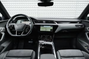 Zils Audi E-Tron 2023 Mārupe, ar dzinēja tilpumu 0.00 L un nobraukumu 32 tūkst. km par 40200 €, foto 7 vietnē AUTOMOTO.COM.LV
