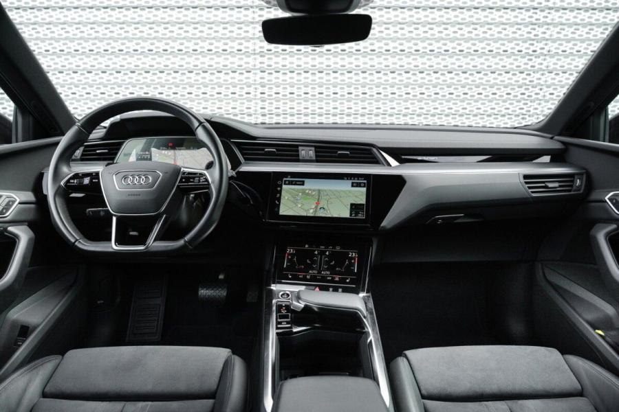 Zils Audi E-Tron 2023 Mārupe, ar dzinēja tilpumu 0.00 L un nobraukumu 32 tūkst. km par 40200 €, foto 7 vietnē AUTOMOTO.COM.LV