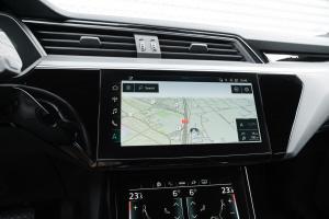 Zils Audi E-Tron 2023 Mārupe, ar dzinēja tilpumu 0.00 L un nobraukumu 32 tūkst. km par 40200 €, foto 46 vietnē AUTOMOTO.COM.LV
