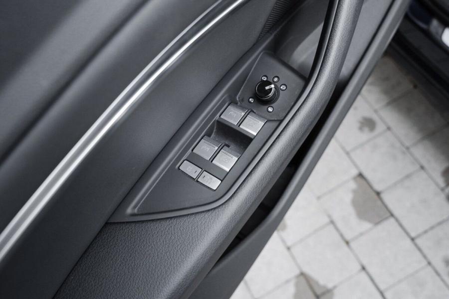 Zils Audi E-Tron 2023 Mārupe, ar dzinēja tilpumu 0.00 L un nobraukumu 32 tūkst. km par 40200 €, foto 10 vietnē AUTOMOTO.COM.LV