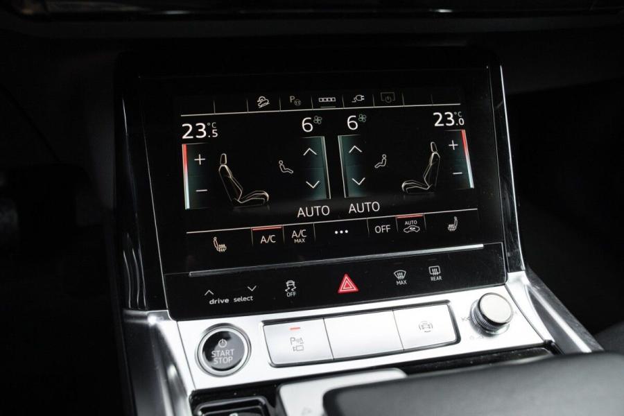 Zils Audi E-Tron 2023 Mārupe, ar dzinēja tilpumu 0.00 L un nobraukumu 32 tūkst. km par 40200 €, foto 50 vietnē AUTOMOTO.COM.LV