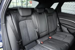 Zils Audi E-Tron 2023 Mārupe, ar dzinēja tilpumu 0.00 L un nobraukumu 32 tūkst. km par 40200 €, foto 52 vietnē AUTOMOTO.COM.LV