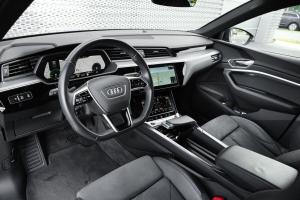 Zils Audi E-Tron 2023 Mārupe, ar dzinēja tilpumu 0.00 L un nobraukumu 32 tūkst. km par 40200 €, foto 15 vietnē AUTOMOTO.COM.LV