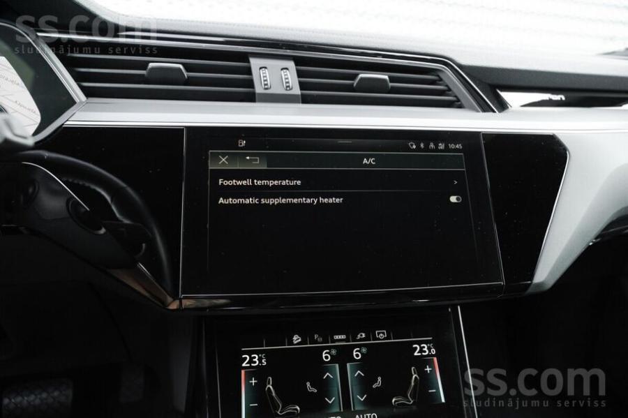 Синий Ауди E-Tron 2023 в Рига, объемом двигателя 0.00 л и пробегом 32 тыс. км за 40200 €, фото 21 на AUTOMOTO.COM.LV