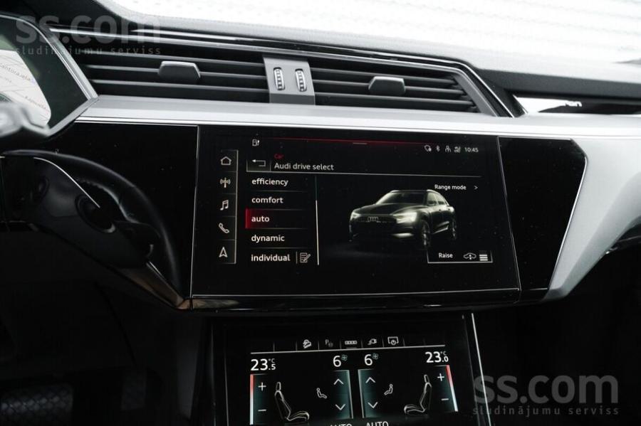 Синий Ауди E-Tron 2023 в Рига, объемом двигателя 0.00 л и пробегом 32 тыс. км за 40200 €, фото 24 на AUTOMOTO.COM.LV