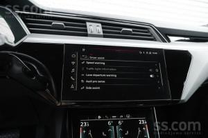 Синий Ауди E-Tron 2023 в Рига, объемом двигателя 0.00 л и пробегом 32 тыс. км за 40200 €, фото 27 на AUTOMOTO.COM.LV