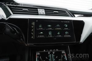 Синий Ауди E-Tron 2023 в Рига, объемом двигателя 0.00 л и пробегом 32 тыс. км за 40200 €, фото 28 на AUTOMOTO.COM.LV
