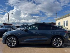 Zils Audi E-Tron 2023 Viļņa, ar dzinēja tilpumu 0.00 L un nobraukumu 80 tūkst. km par 33500 €, foto 8 vietnē AUTOMOTO.COM.LV