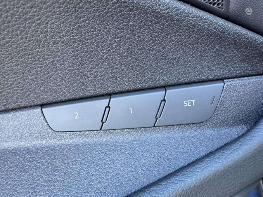 Zils Audi E-Tron 2023 Viļņa, ar dzinēja tilpumu 0.00 L un nobraukumu 80 tūkst. km par 33500 €, foto 17 vietnē AUTOMOTO.COM.LV