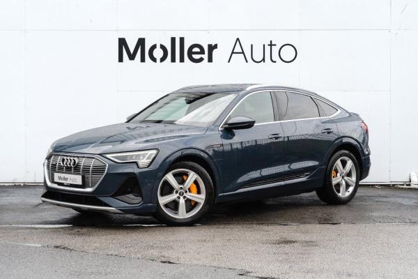Zils Audi E-Tron 2023 Rīga, ar dzinēja tilpumu 0.00 L un nobraukumu 63 tūkst. km par 34900 €, foto 1 vietnē AUTOMOTO.COM.LV