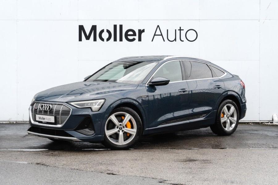 Zils Audi E-Tron 2023 Rīga, ar dzinēja tilpumu 0.00 L un nobraukumu 63 tūkst. km par 34900 €, foto 1 vietnē AUTOMOTO.COM.LV