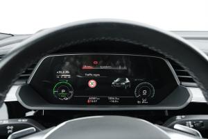 Zils Audi E-Tron 2023 Rīga, ar dzinēja tilpumu 0.00 L un nobraukumu 63 tūkst. km par 34900 €, foto 19 vietnē AUTOMOTO.COM.LV