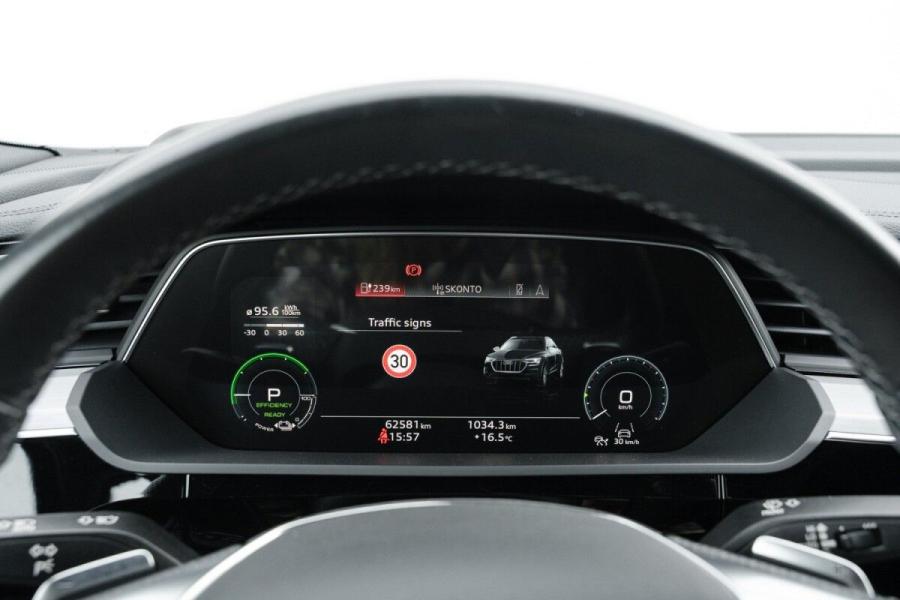 Zils Audi E-Tron 2023 Rīga, ar dzinēja tilpumu 0.00 L un nobraukumu 63 tūkst. km par 34900 €, foto 19 vietnē AUTOMOTO.COM.LV