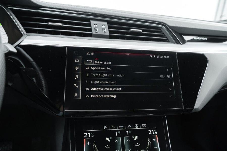 Zils Audi E-Tron 2023 Rīga, ar dzinēja tilpumu 0.00 L un nobraukumu 63 tūkst. km par 34900 €, foto 30 vietnē AUTOMOTO.COM.LV