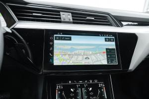 Zils Audi E-Tron 2023 Rīga, ar dzinēja tilpumu 0.00 L un nobraukumu 63 tūkst. km par 34900 €, foto 33 vietnē AUTOMOTO.COM.LV