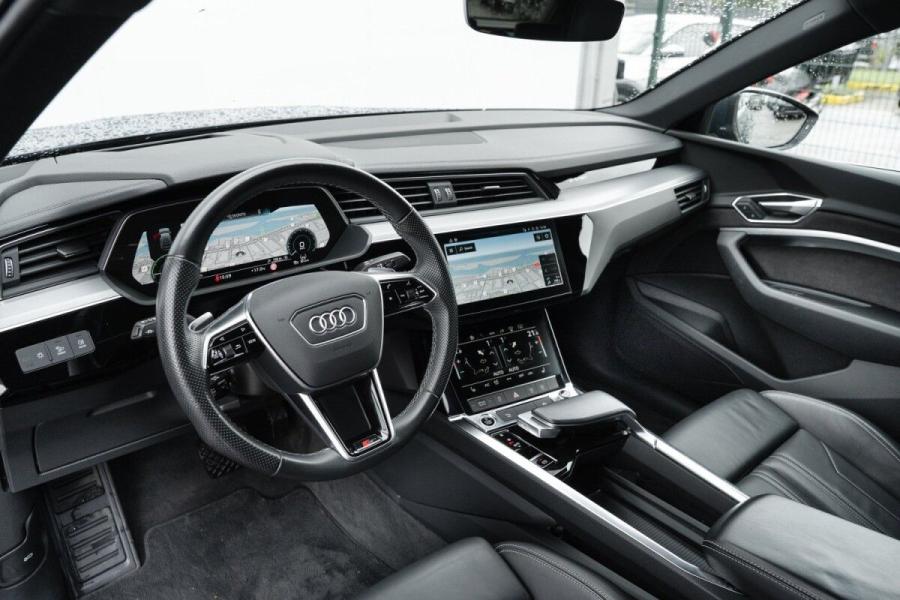 Zils Audi E-Tron 2023 Rīga, ar dzinēja tilpumu 0.00 L un nobraukumu 63 tūkst. km par 34900 €, foto 34 vietnē AUTOMOTO.COM.LV