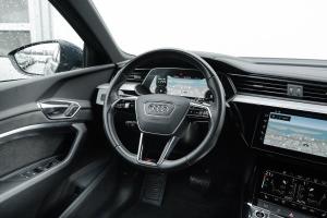 Zils Audi E-Tron 2023 Rīga, ar dzinēja tilpumu 0.00 L un nobraukumu 63 tūkst. km par 34900 €, foto 38 vietnē AUTOMOTO.COM.LV