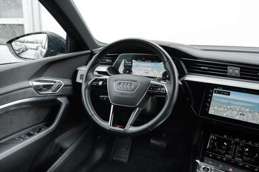 Zils Audi E-Tron 2023 Rīga, ar dzinēja tilpumu 0.00 L un nobraukumu 63 tūkst. km par 34900 €, foto 38 vietnē AUTOMOTO.COM.LV