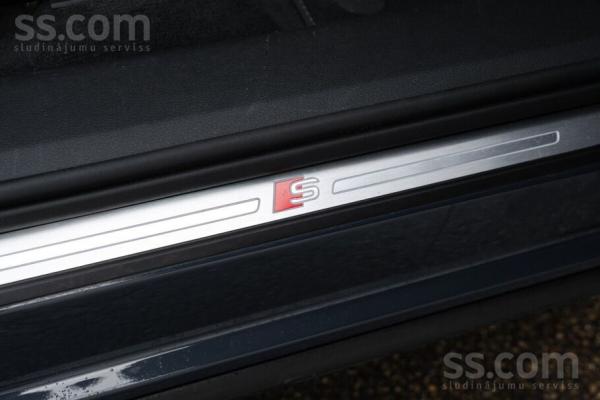 Zils Audi E-Tron 2023 Rīga, ar dzinēja tilpumu 0.00 L un nobraukumu 63 tūkst. km par 34900 €, foto 8 vietnē AUTOMOTO.COM.LV