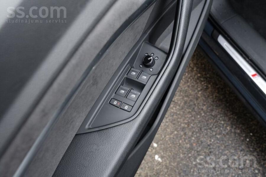 Zils Audi E-Tron 2023 Rīga, ar dzinēja tilpumu 0.00 L un nobraukumu 63 tūkst. km par 34900 €, foto 12 vietnē AUTOMOTO.COM.LV