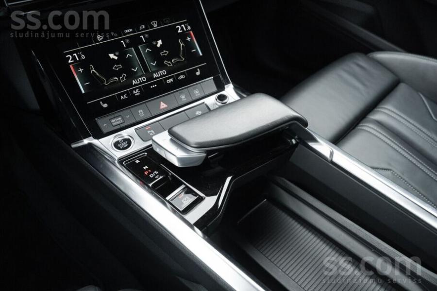 Zils Audi E-Tron 2023 Rīga, ar dzinēja tilpumu 0.00 L un nobraukumu 63 tūkst. km par 34900 €, foto 20 vietnē AUTOMOTO.COM.LV