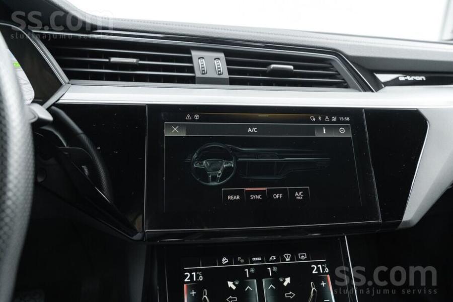 Zils Audi E-Tron 2023 Rīga, ar dzinēja tilpumu 0.00 L un nobraukumu 63 tūkst. km par 34900 €, foto 23 vietnē AUTOMOTO.COM.LV