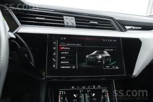 Zils Audi E-Tron 2023 Rīga, ar dzinēja tilpumu 0.00 L un nobraukumu 63 tūkst. km par 34900 €, foto 28 vietnē AUTOMOTO.COM.LV