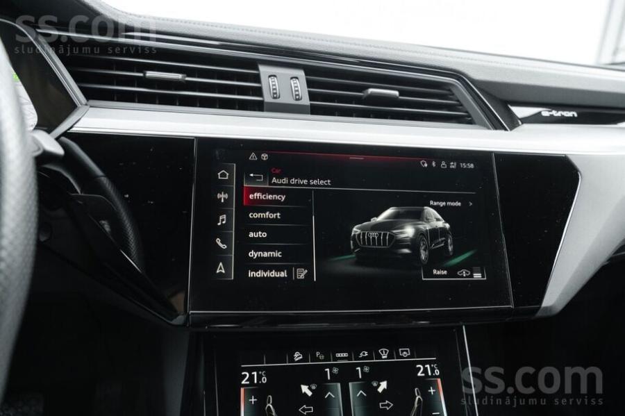 Zils Audi E-Tron 2023 Rīga, ar dzinēja tilpumu 0.00 L un nobraukumu 63 tūkst. km par 34900 €, foto 28 vietnē AUTOMOTO.COM.LV