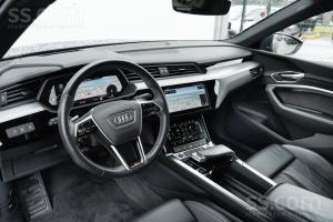 Zils Audi E-Tron 2023 Rīga, ar dzinēja tilpumu 0.00 L un nobraukumu 63 tūkst. km par 34900 €, foto 34 vietnē AUTOMOTO.COM.LV
