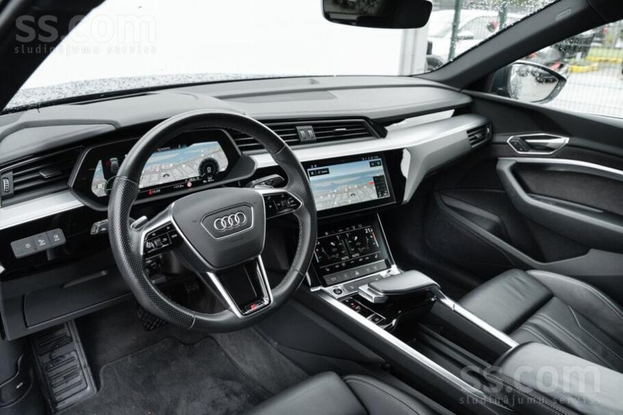 Zils Audi E-Tron 2023 Rīga, ar dzinēja tilpumu 0.00 L un nobraukumu 63 tūkst. km par 34900 €, foto 34 vietnē AUTOMOTO.COM.LV