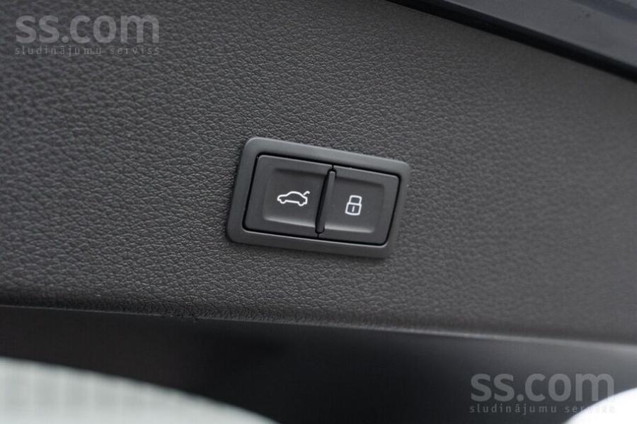 Zils Audi E-Tron 2023 Rīga, ar dzinēja tilpumu 0.00 L un nobraukumu 63 tūkst. km par 34900 €, foto 36 vietnē AUTOMOTO.COM.LV