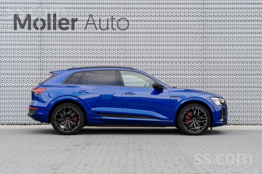 Zils Audi E-Tron 2023 Rīga, ar dzinēja tilpumu 0.00 L un nobraukumu 73 tūkst. km par 58450 €, foto 6 vietnē AUTOMOTO.COM.LV