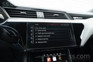 Zils Audi E-Tron 2023 Rīga, ar dzinēja tilpumu 0.00 L un nobraukumu 73 tūkst. km par 58450 €, foto 23 vietnē AUTOMOTO.COM.LV