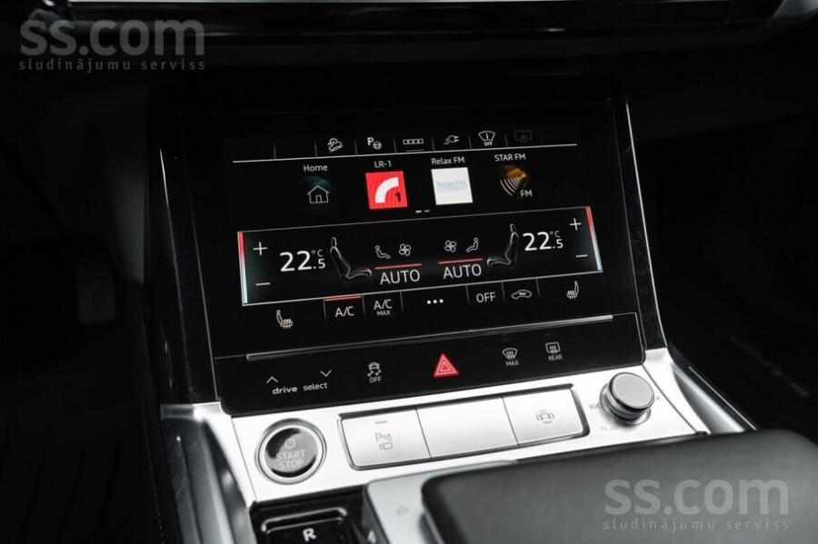 Zils Audi E-Tron 2023 Rīga, ar dzinēja tilpumu 0.00 L un nobraukumu 73 tūkst. km par 58450 €, foto 26 vietnē AUTOMOTO.COM.LV